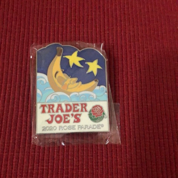trader joes | Other | Nip 220 Trader Joes Rose Parade Pin | Poshmark